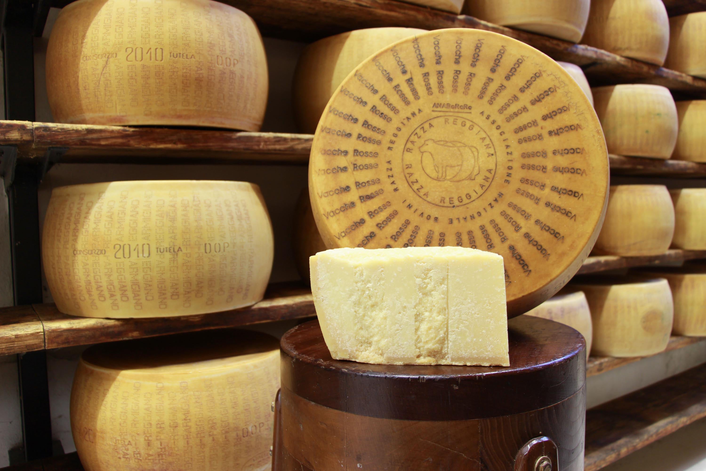 Parmigiano Reggiano Vacche Rosse - Red Cow Parmigiano Reggiano – Taycte